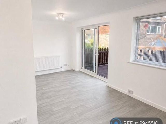 3 bedroom detached house to rent