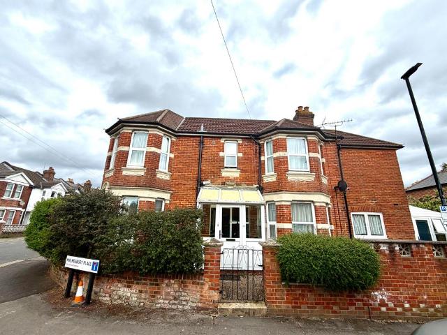 3 bedroom detached house to rent