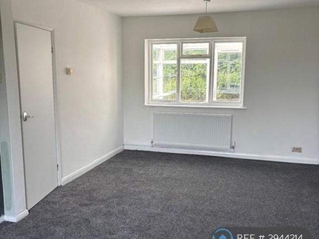 3 bedroom detached house to rent