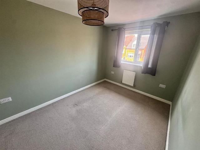 3 bedroom detached house to rent