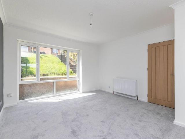 3 bedroom detached house to rent