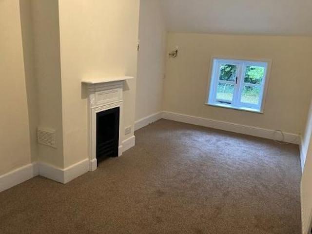 3 bedroom detached house to rent