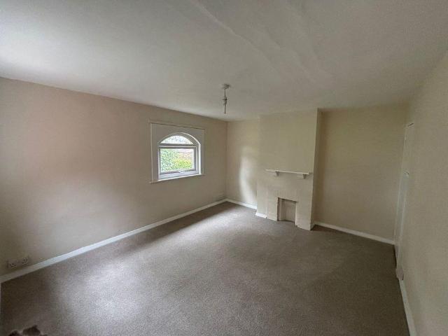3 bedroom detached house to rent