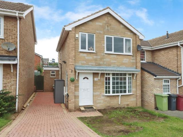 3 bedroom detached house to rent