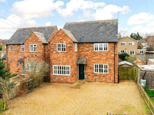 3 bedroom detached house to rent