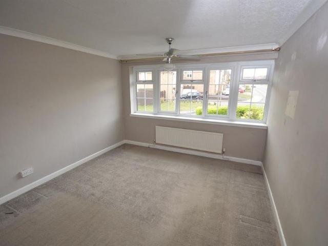 3 bedroom detached house to rent