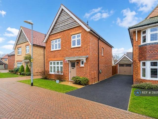 3 bedroom detached house to rent