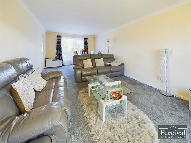 3 bedroom detached house to rent