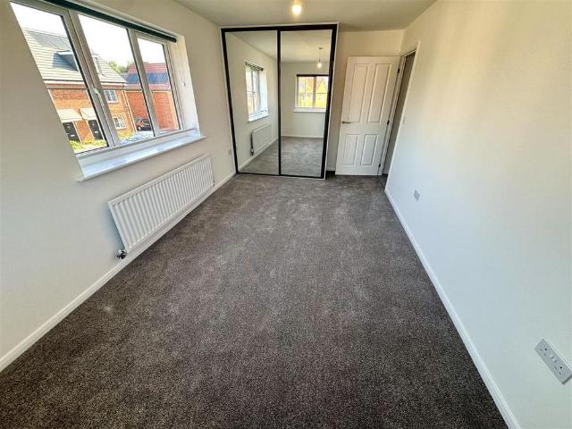 3 bedroom detached house to rent