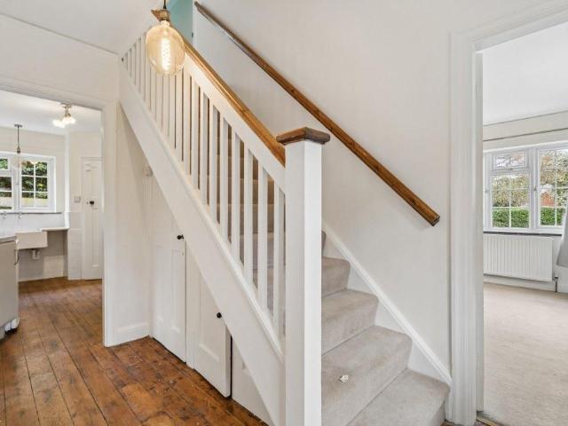 3 bedroom detached house to rent