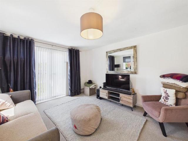 3 bedroom detached house to rent