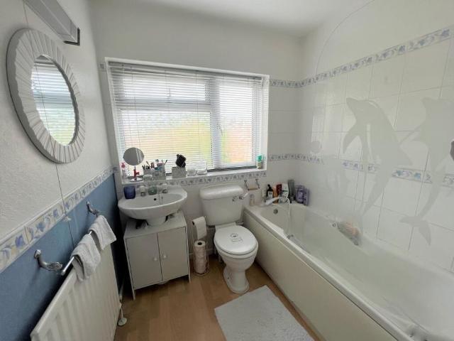 3 bedroom detached house to rent