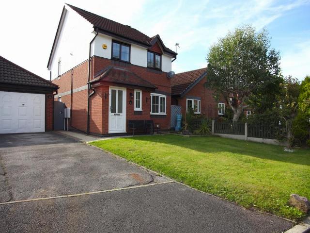 3 bedroom detached house to rent