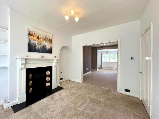 3 bedroom detached house to rent