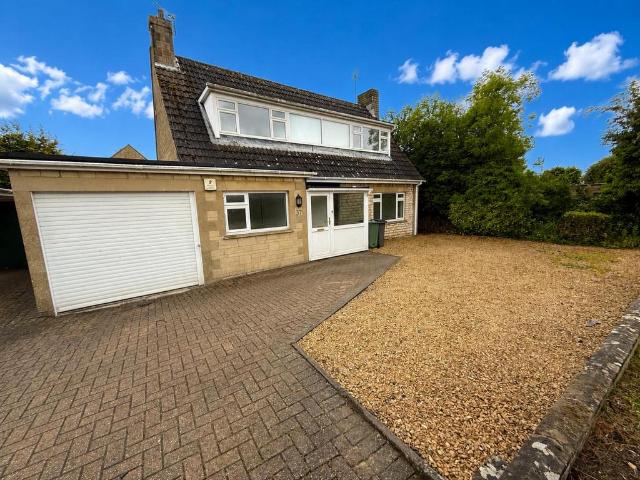3 bedroom detached house to rent