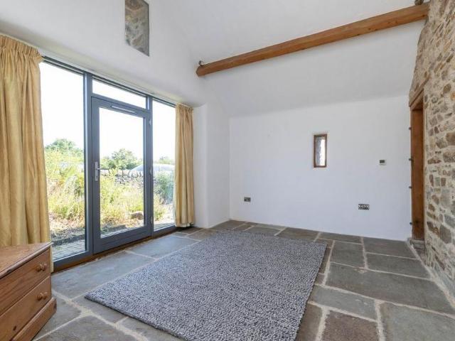 3 bedroom detached house to rent