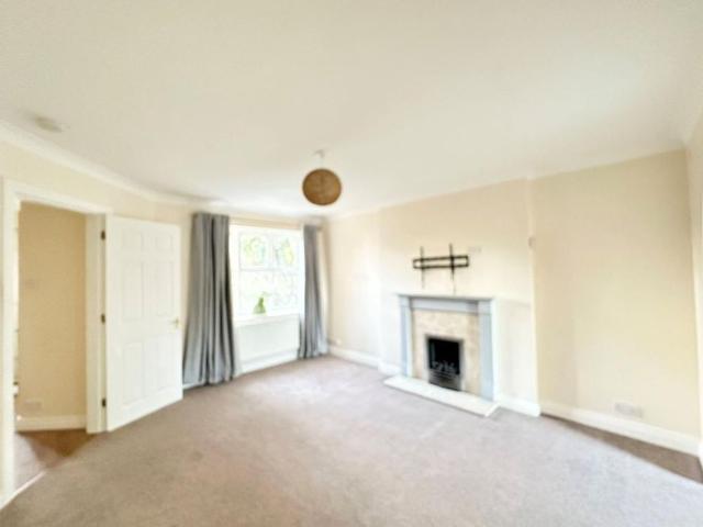 3 bedroom detached house to rent