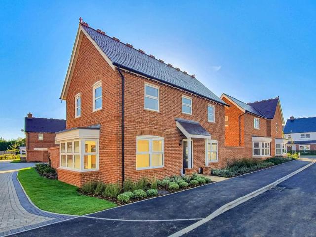 3 bedroom detached house to rent