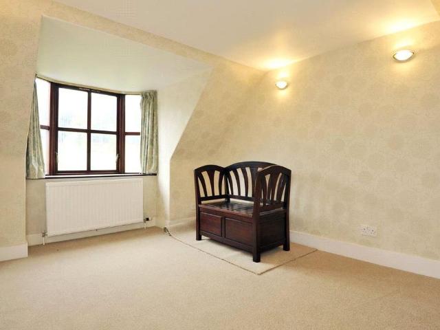 3 bedroom detached house to rent