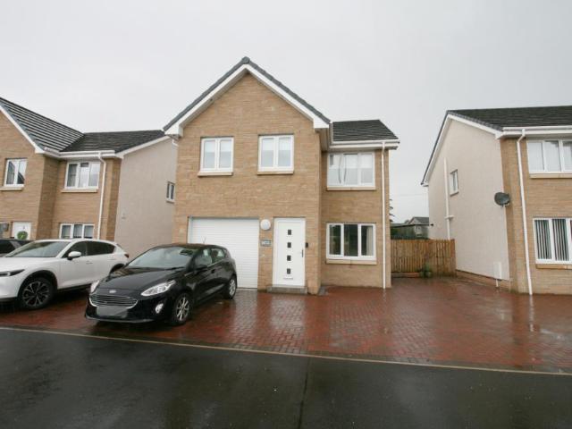 3 bedroom detached house to rent