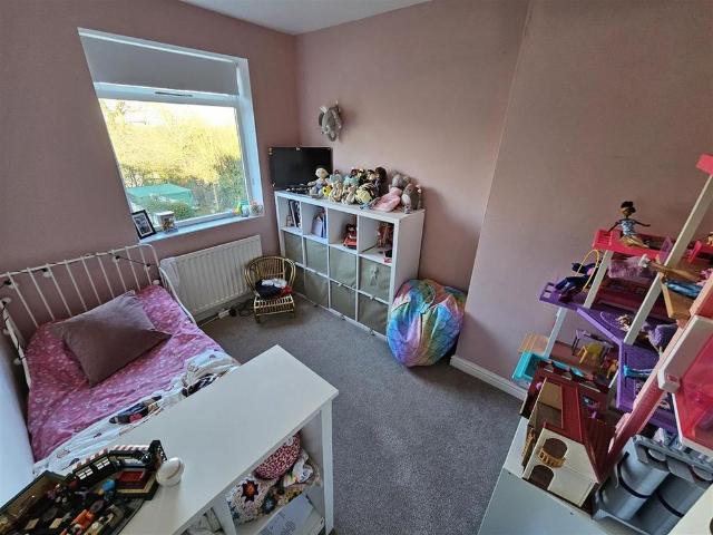 3 bedroom detached house to rent