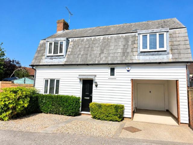 3 bedroom detached house to rent