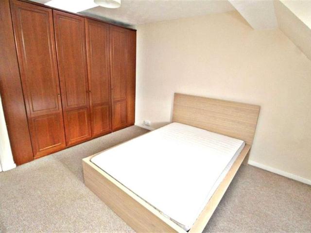 3 bedroom detached house to rent