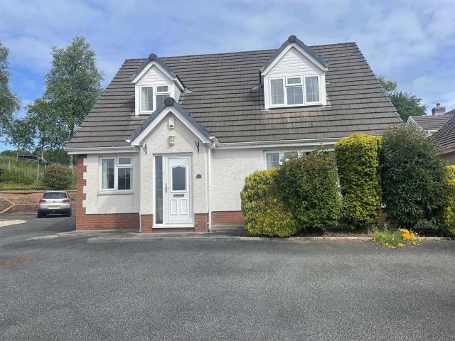 3 bedroom detached house to rent