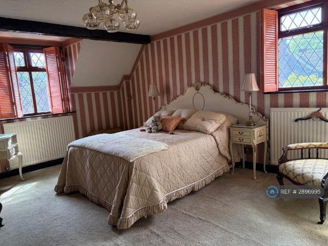 3 bedroom detached house to rent