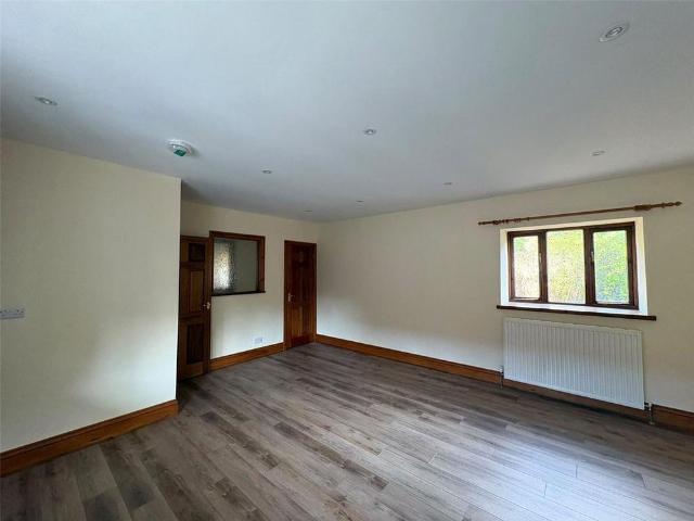 3 bedroom detached house to rent