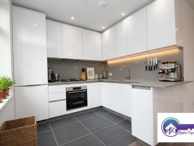 3 bedroom detached house to rent