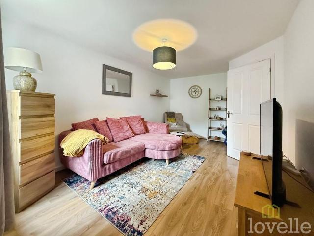 3 bedroom detached house to rent