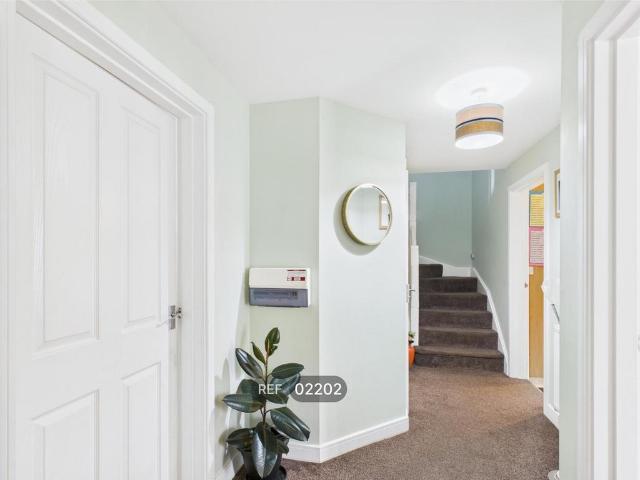 3 bedroom detached house to rent