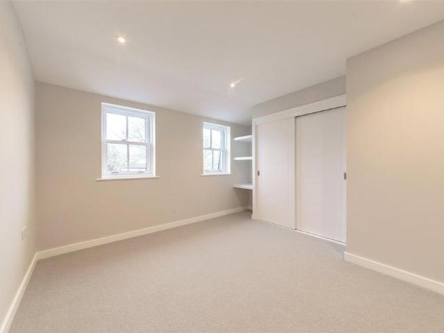 3 bedroom detached house to rent