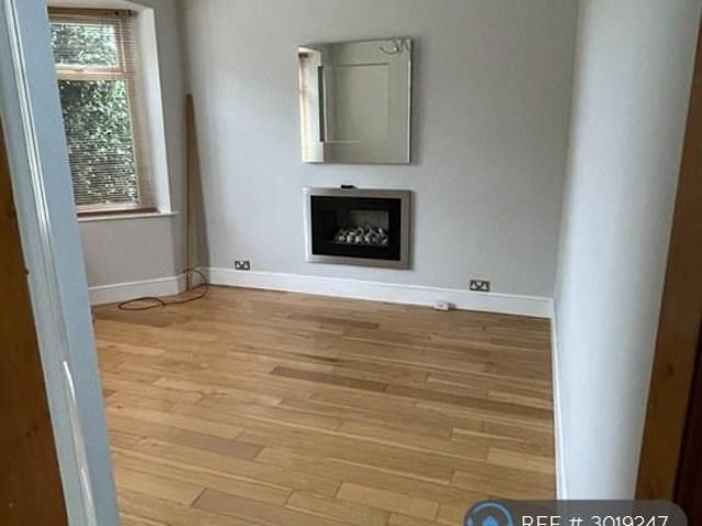 3 bedroom detached house to rent