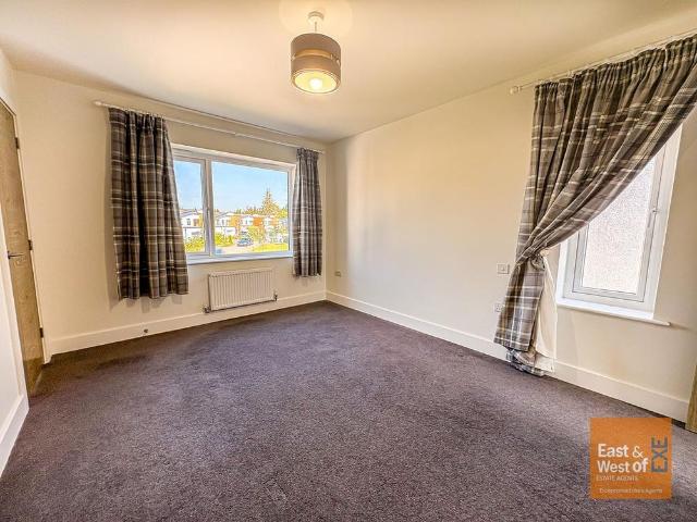 3 bedroom detached house to rent