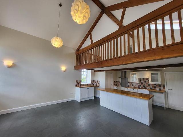 3 bedroom detached house to rent