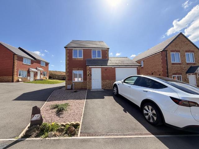 3 bedroom detached house to rent
