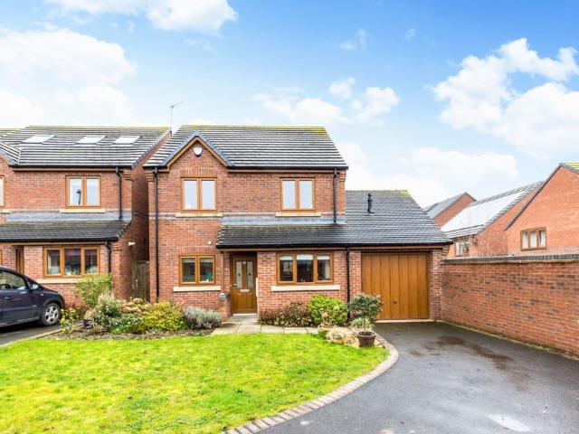 3 bedroom detached house to rent