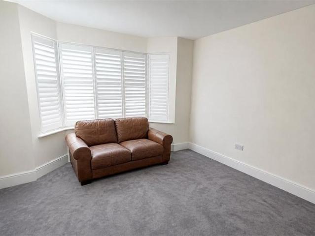 3 bedroom detached house to rent