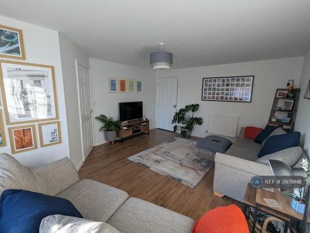 3 bedroom detached house to rent