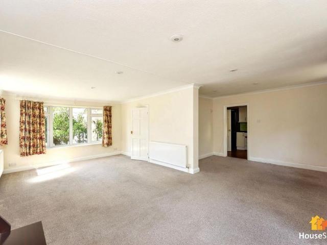 3 bedroom detached house to rent