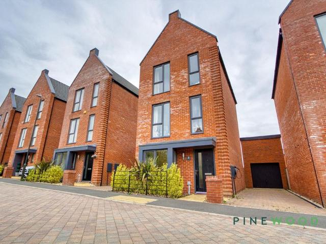 3 bedroom detached house to rent