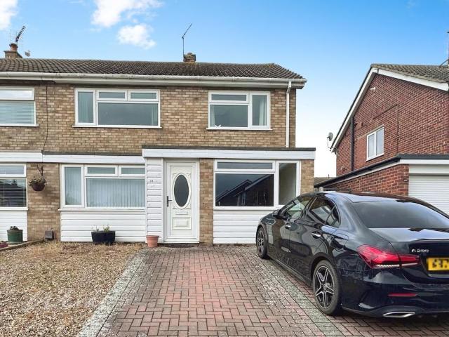 3 bedroom detached house to rent