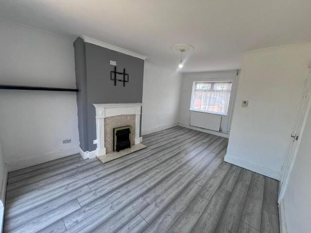 3 bedroom detached house to rent