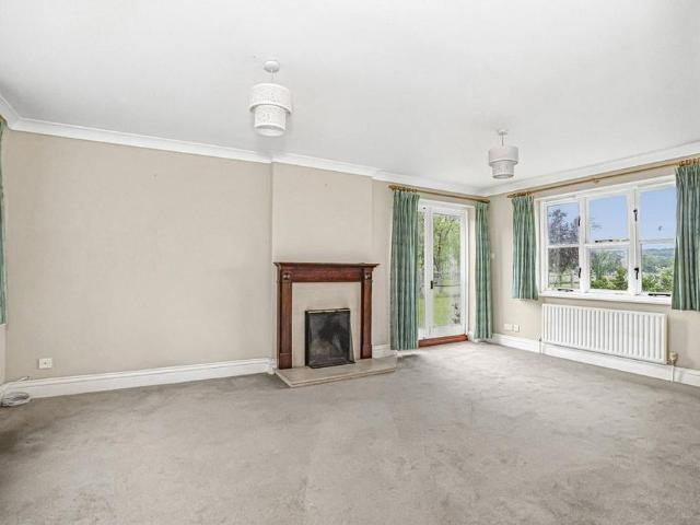 3 bedroom detached house to rent