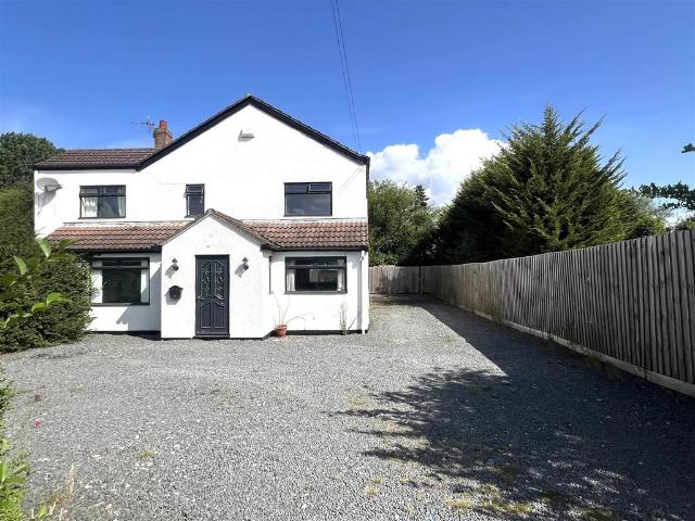 3 bedroom detached house to rent