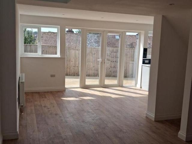 3 bedroom detached house to rent