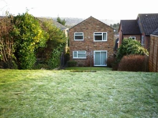 3 bedroom detached house to rent
