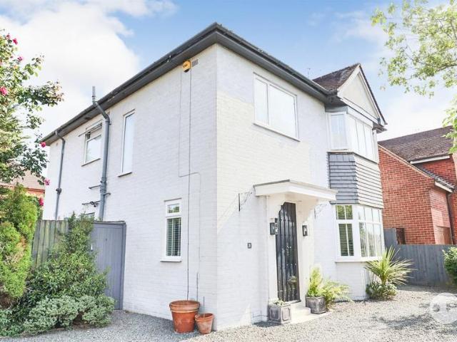 3 bedroom detached house to rent